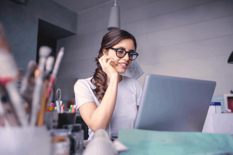 28 Lucrative Freelance Services to Offer to Make Money Online